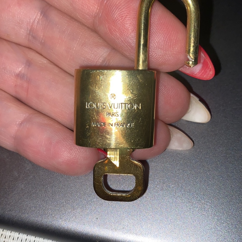 Louis Vuitton Lv Padlock Lock And Key #306 - Gem